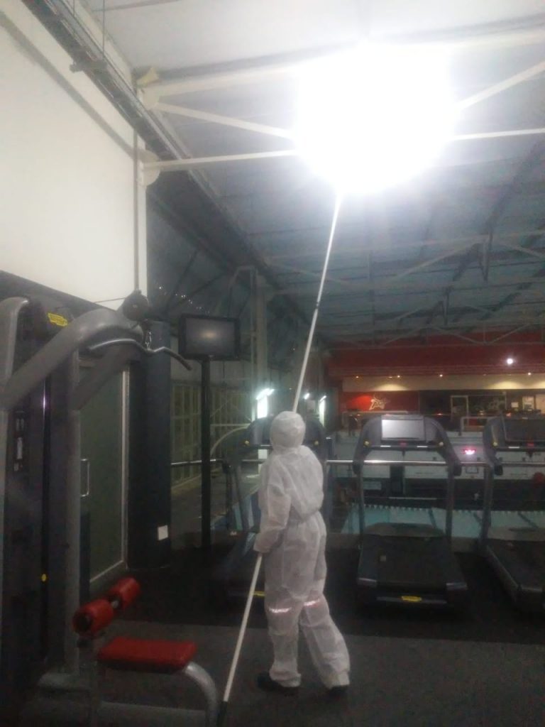 High Level Dusting - X-treme Cleaning Solutions